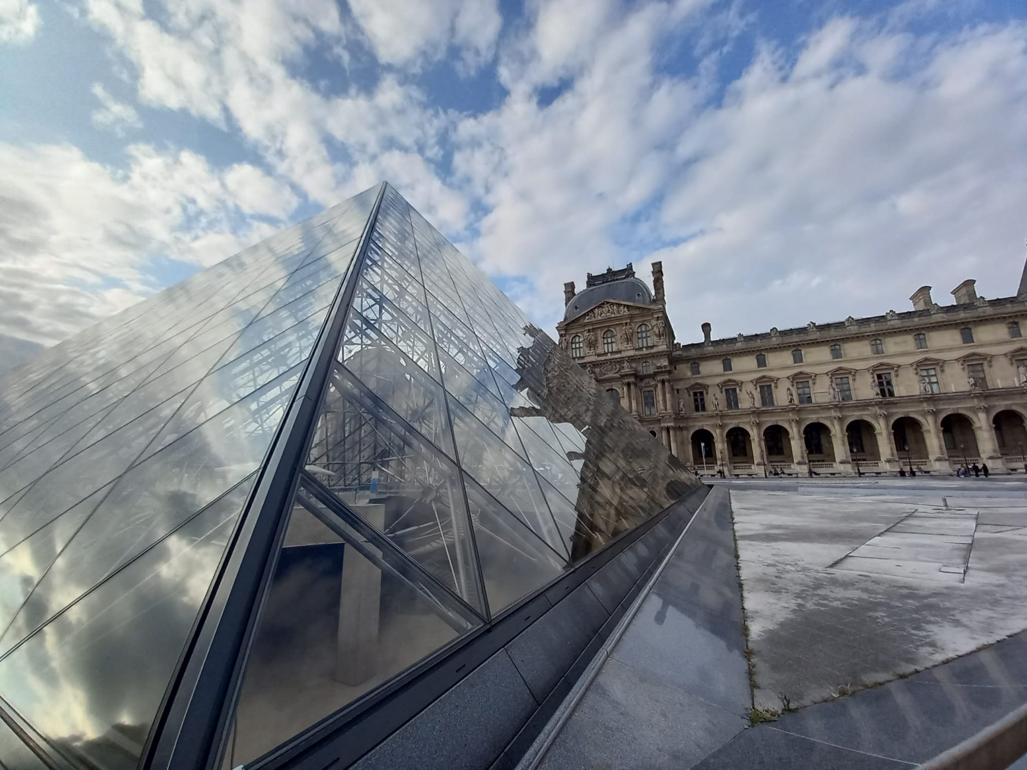 Discover Paris - The City of Light